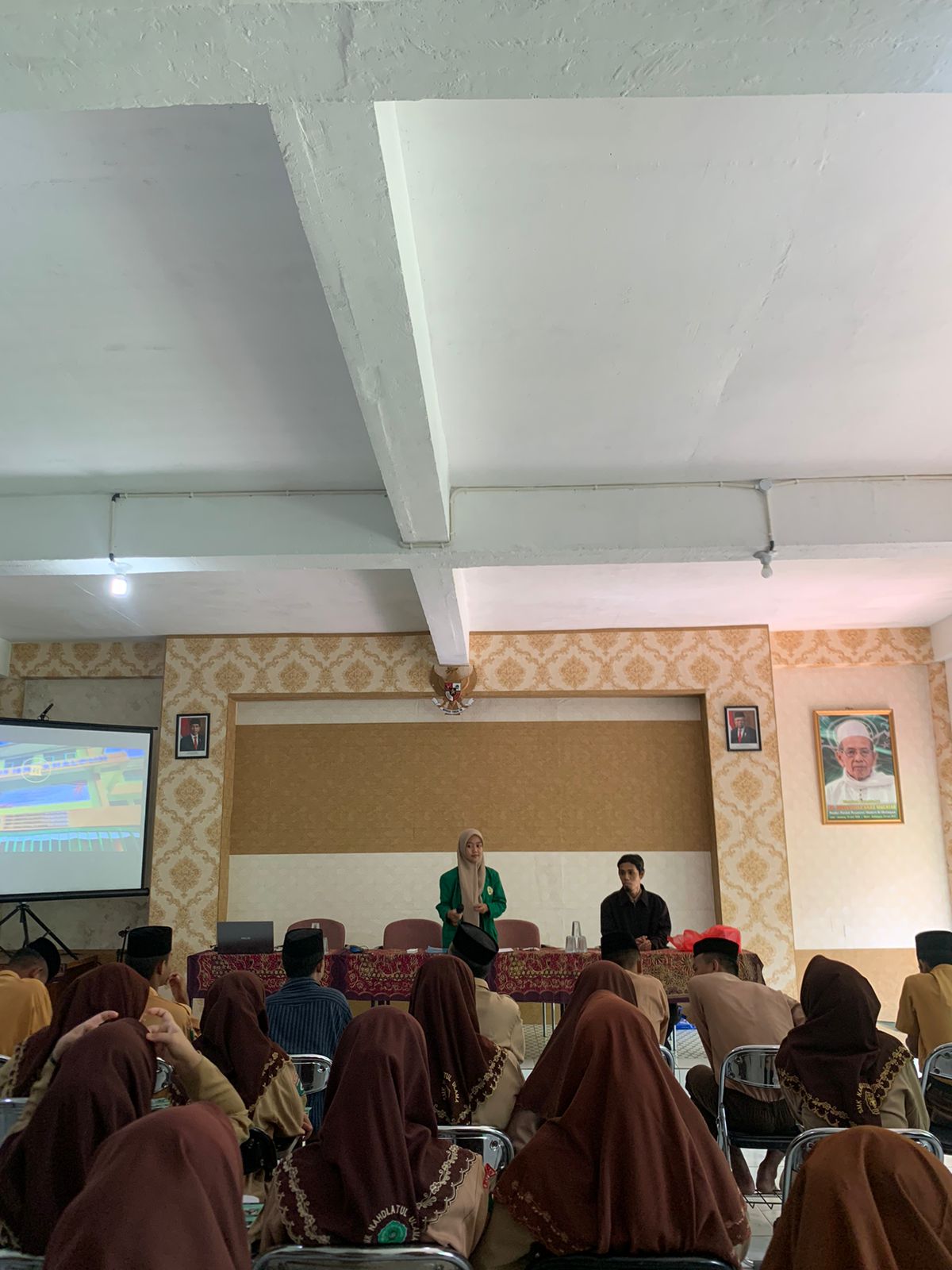 Tim PMB STAI Balikpapan lakukan sosialisasi di Ponpes Modren Al ...
